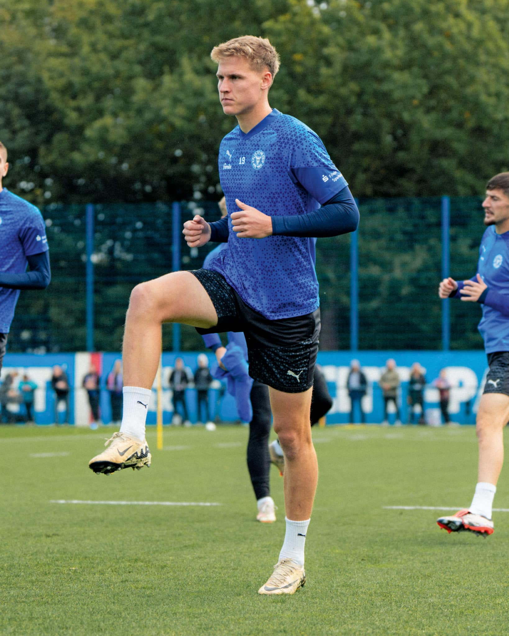 Spieler des Monats November: Phil Harres im Porträt - Kieler ...