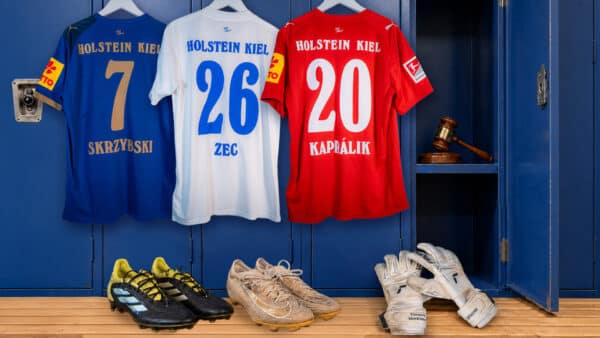 End-of-Season-Auktion: Wir machen den Spind leer - Kieler ...